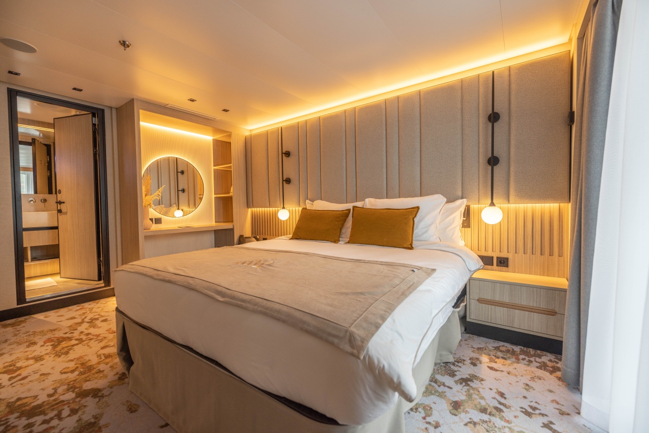 SH Diana | Swoop Antarctica